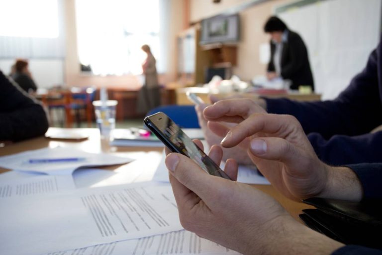 Reclaim Classroom Focus: A Smarter Way to Tackle Mobile Phone ...